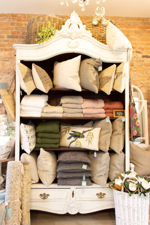 Oliver & Co. Home - Home décor boutique in Dundas, Ontario